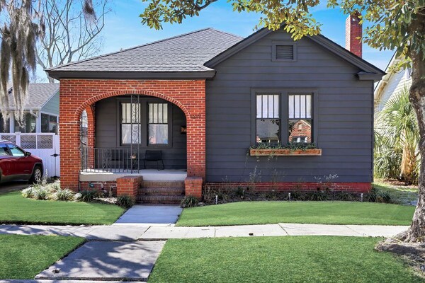 Historic-modern 2bdrm Bungalow By Daffin Park & Savannah Bananas - Savannah, GA