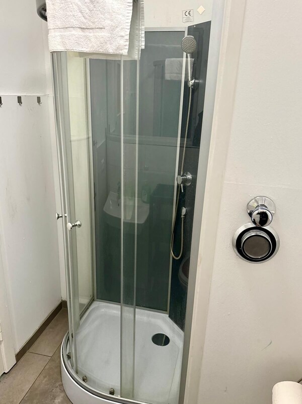 Hansaring 11 W4 - 3 Bedrooms - Neumünster