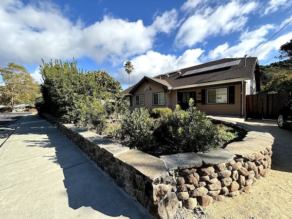 Spacious 5-br Home In Scenic Mill Valley Retreat - Stinson Beach, CA