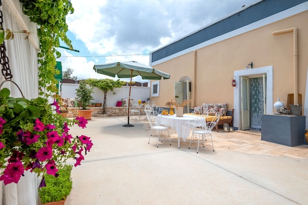 Cottage 'Trullaloro' Con Wi-fi - Salento, Italia