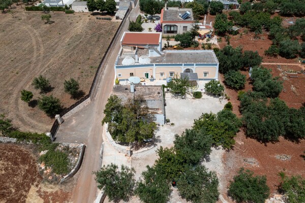 Maison 'Fior Di Cappero' Avec Wi-fi - Locorotondo