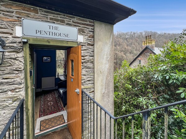 The Penthouse At Woodlands - Lynton