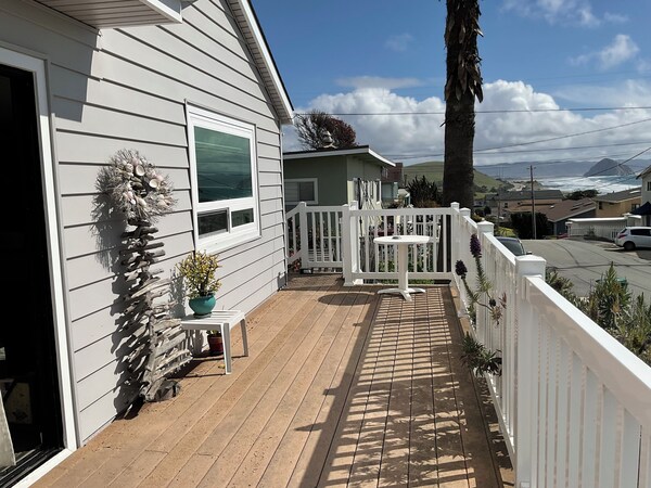 Starlitsands - Comfortable 2-bed House In Cayucos, View Of Morro Rock And Ocean - Morro Bay, CA