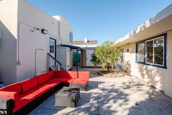 Cozy 1-bedroom Apartment In Charming Oakland With Wifi - Alameda, CA