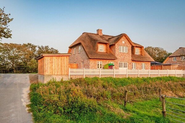 Ferienhaus In Pellworm Mit Schwimmbecken - Pellworm