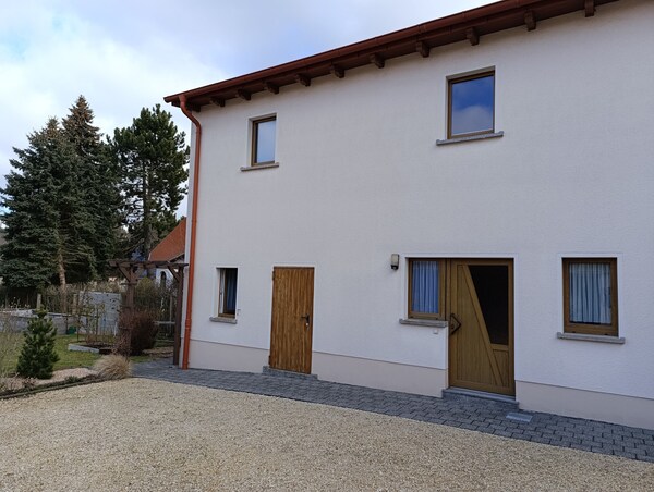 Ferienwohnung 'Zirbelkiefer 8' Mit Wi-fi - Stadtroda