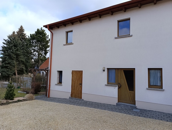 Ferienwohnung 'Zirbelkiefer 8' Mit Wi-fi - Stadtroda