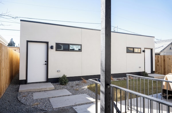 Trendy Tennyson Flat - Lakewood, CO