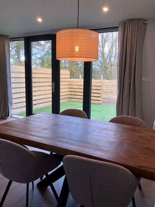 Moderne Studio Met Tuin Nabij Terneuzen, Gent. Perfect Voor Werk En Ontspanning! - Assenede