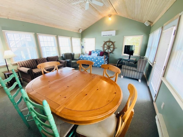 Spacious, Dog-friendly Home W/ Hot Tub & Walk To Ocean In Dewey Beach! - Dewey Beach, DE