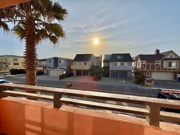 3812o- Coral Reef Promise - Port Hueneme, CA