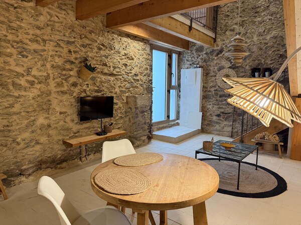 Agi Porthos 800 Apartamento En Alquiler En Roses Girona. - Roses