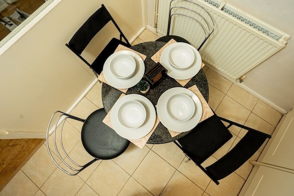 Home-baño Privado-confortable-vista Al Jardín - Royal Leamington Spa