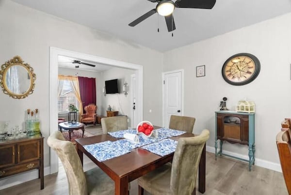 Stay, Work & Play, 2bd W/office Near Downtown St Louis - University City, MO