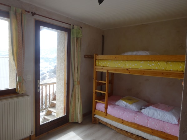 Appartement Dans Village Montagne 1600 M. En  Vallouise . - Ailefroide
