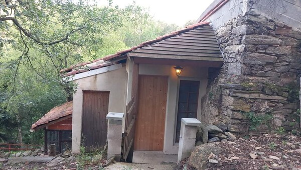 Detached Barn In A Catalan Farmhouse Surrounded By Nature. Lounge Area, Kitchen... - Languedoc-Roussillon