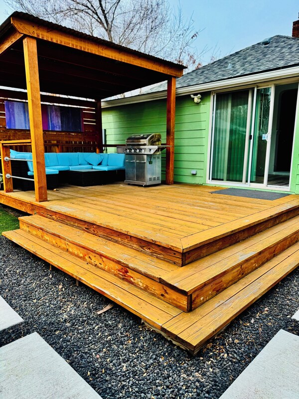 Casa Otoch Is 4-bedroom House In Delightful Reno With Ac, Wifi. Enjoy Your Stay - Sparks, NV