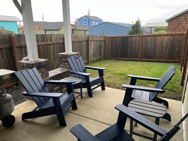 Pacific Beach Lookout! Level 2 Ev Charger - Pacific Beach, WA