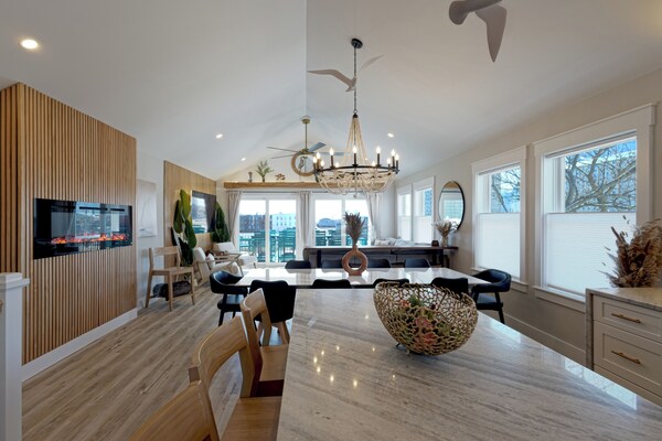 Designer Dream Home 1 Block To Ac Boardwalk & Ocean!  Breathtaking Views! - Brigantine, NJ
