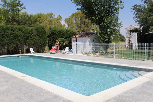 Casa Con Piscina En El Campo, Ideal Para Grupos De Familiares O Amigos, Aislado - Corral de Almaguer