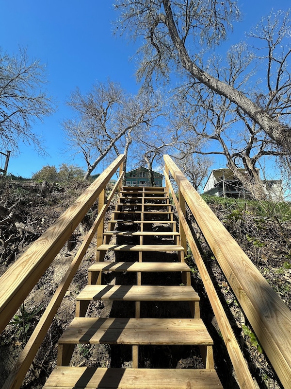 Cielito Lindo River House On The Guadalupe River! - Seguin, TX