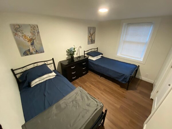Tiny Home | Petfriendly+prime+disney+wifi - Detroit, MI