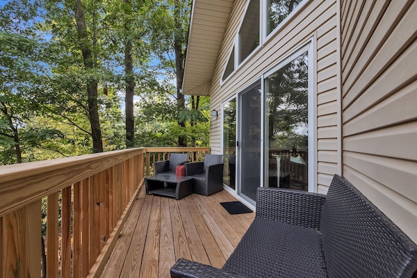 Mountain Chic Retreat-harpers Ferry, The At, Wine Country W/ Lake Beach Passes! - Harpers Ferry, WV