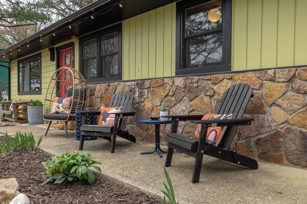 Gypsy Haven: Retro Charm - Heart Of The Upper Loop - Eureka Springs, AR