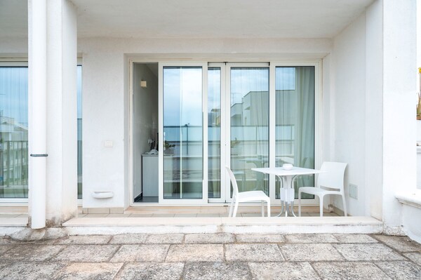 Chambre 'Case Vacanze Otranto - 9' Avec Terrasse Partagée, Wi-fi Et Climatisation - Otrante
