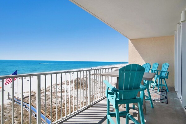 San Carlos 504 | New Rental! Oversized, Beach Front, Walk To Gulf Shores Favorites! - Foley, AL