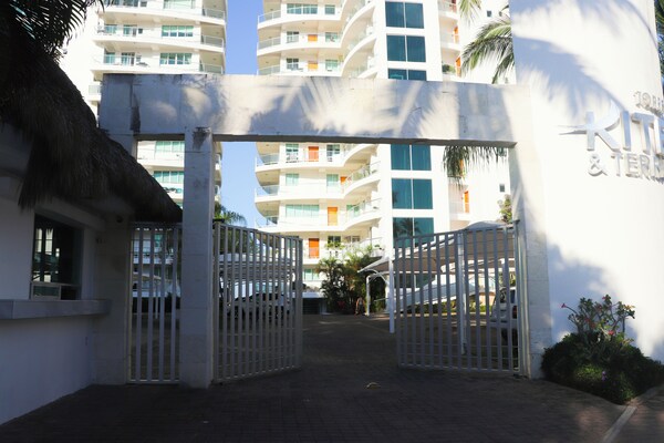 Relax & Unwind At Terracozy Stay W/ Pool, Exclusive Beach Access & Top Location - Nuevo Vallarta