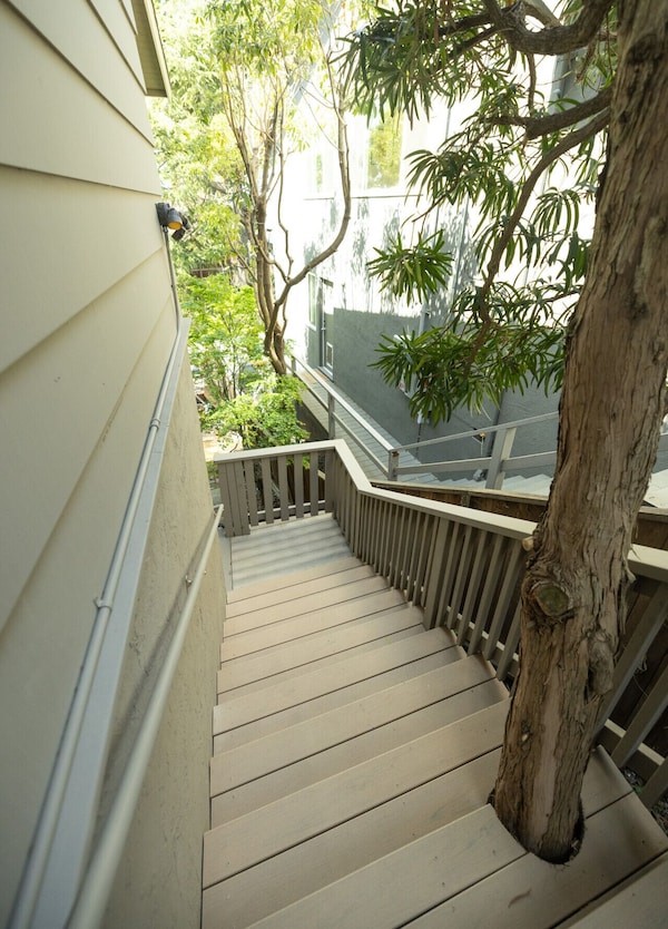 1br With Japanese Garden View - Oakland, CA
