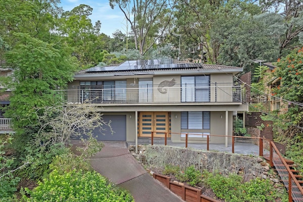 Bush And Bay Haven - Carlton