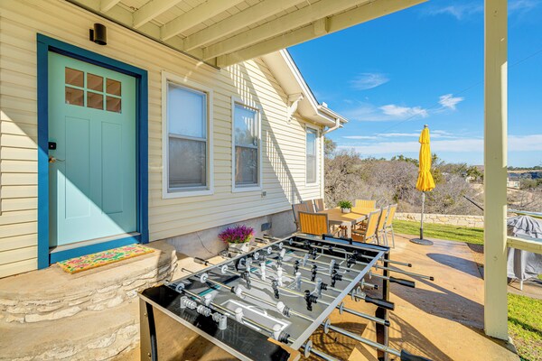 Hill Country Retreat W/ Lake View, Deck & Balcony - Spicewood