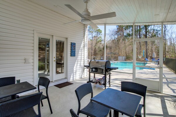 Near Lake Murray: Family Getaway W/ Screened Porch - Lexington, SC