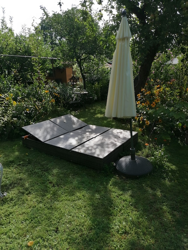 Bungalow 'Im Idyllischen Garten' With Private Terrace, Private Garden And Wi-fi - Berlin