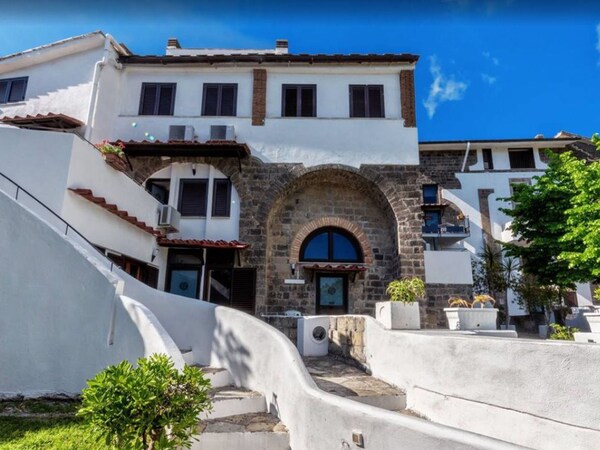 Freedom Relais Club By Interhome - Massa Lubrense