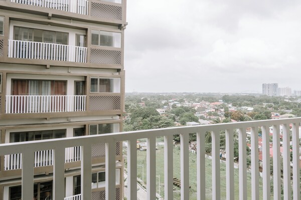 Spacious Barkada Gathering - Iloilo City