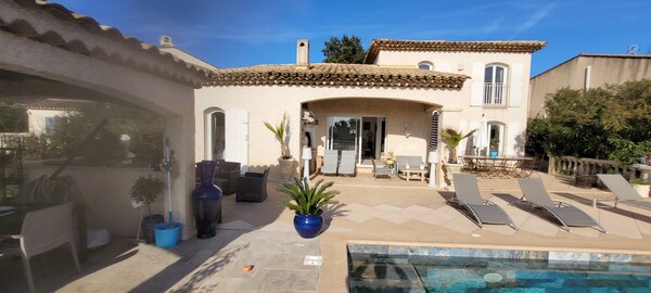 Villa Bastide Avec Piscine (9x4) Proche Centre Ville, Mer Et Golfs. - Saint-Raphaël