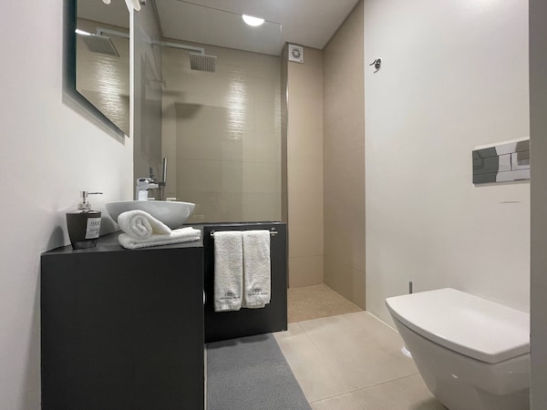 Porta Nova Apartments By Perpetual Relax - 1 - Nogueira