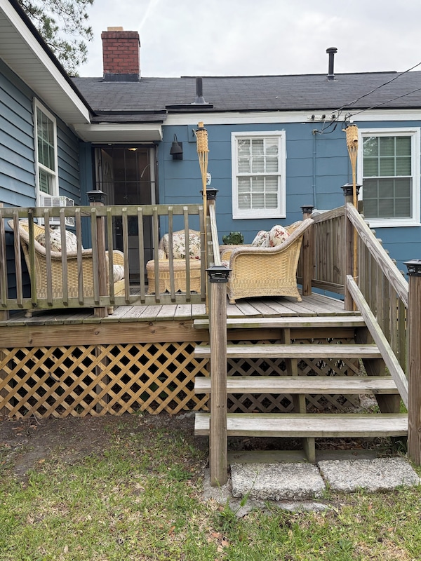 Rare Find! 5 Minutes To River Street And Eastern Wharf - Bluffton, SC