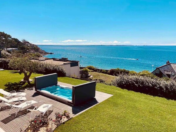 Villa Blue Ocean - Vue Mer, Piscine, Jacuzzi - Plougonvelin