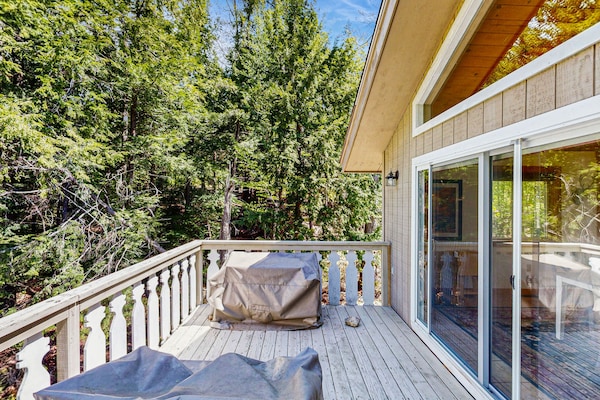 Mountain View Private Chalet Close To Ski, Golf & Storyland - New Hampshire