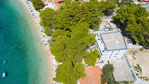 One Bedroom Apartment Near Beach Brela, Makarska (A-6007-i) - Brela