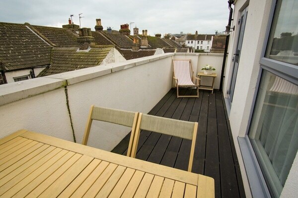 Sunrise Apt In Eastbourne/5 Min From The Beach - 이스트본