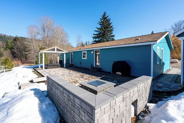Pet Friendly Home With Hot Tub - 12 Mins To Cle Elum River - Lake Easton State Park, Easton