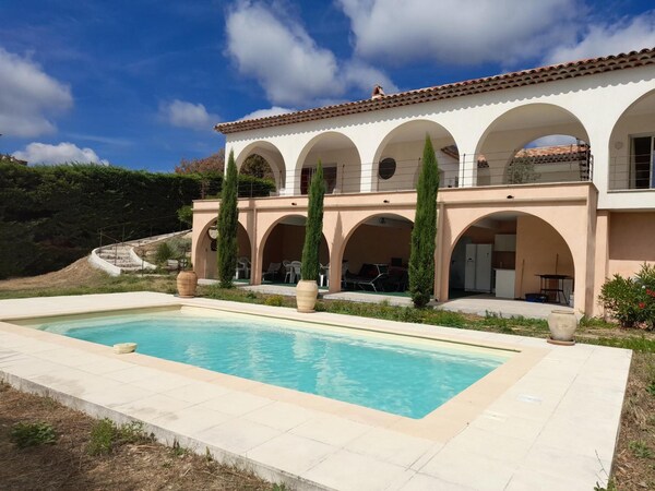 Villa 'Cabri 5 Chambres Piscine' Mit Meerblick, Wi-fi Und Klimaanlage - Peymeinade