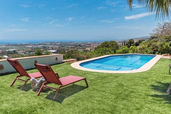 Casa Vacanze 'La Haima' Con Vista Mare, Wi-fi E Aria Condizionata - Motril