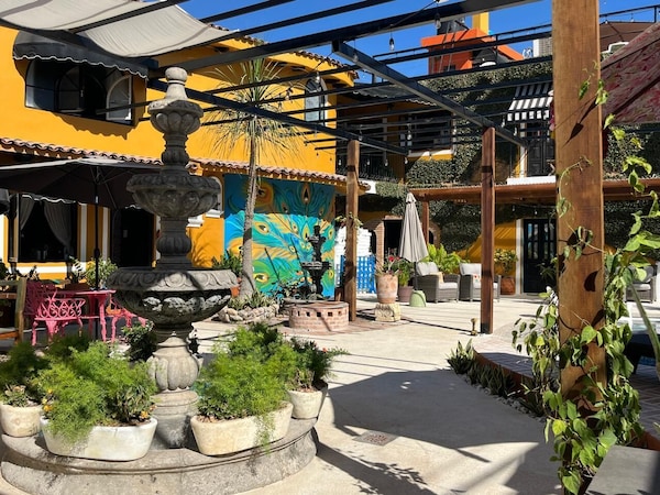 Hermosa Casa Estilo Hacienda De 9 Habitaciones Con Alberca, Patio Y Terraza - Nayarit