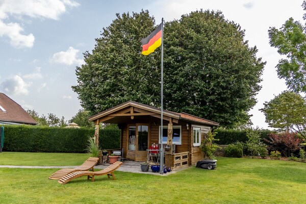 Vacation Apartment/apartment For 6 Guests With 75m² In Holtgast (272502) - Bensersiel
